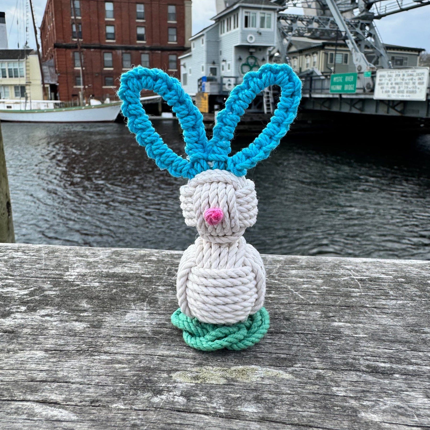 Monkey Fist Knot Easter Bunny - Mystic Knotwork