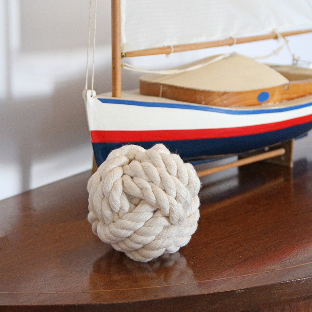 Nautical Knot Card Holder, White, 4", 3-Pass Monkey Fist Knot - Mystic ...