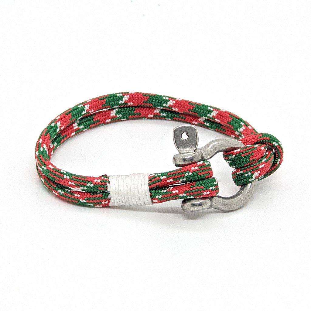 Christmas Shackle Bracelet - Mystic Knotwork